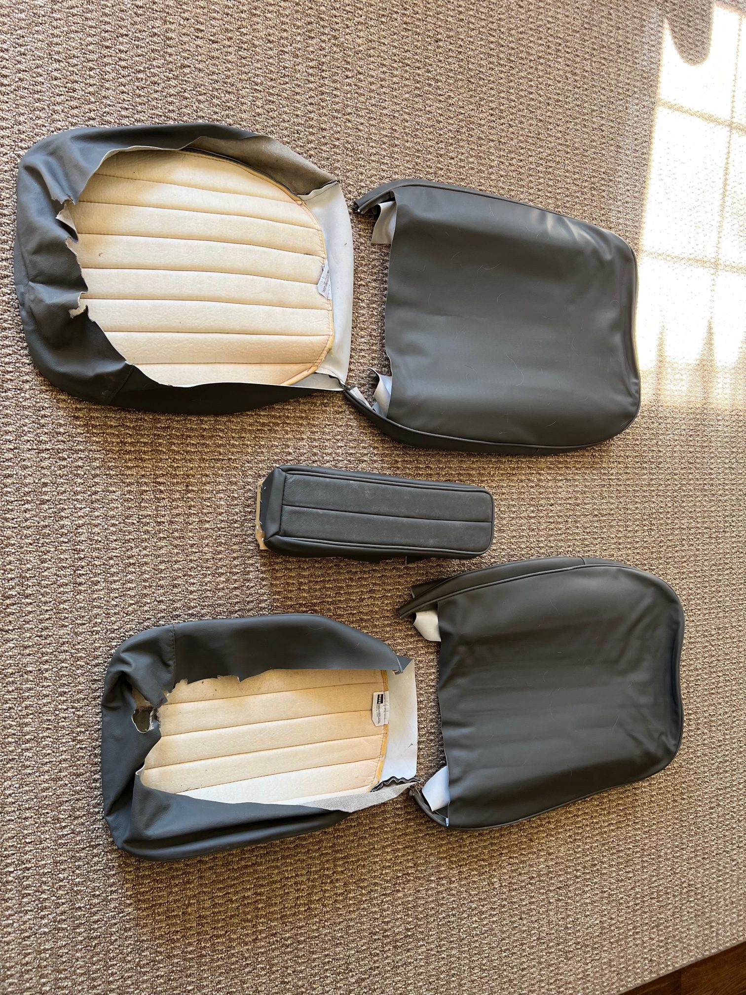 TR3 new interior - Seats and Carpet $500 for both or individually : TR2 ...